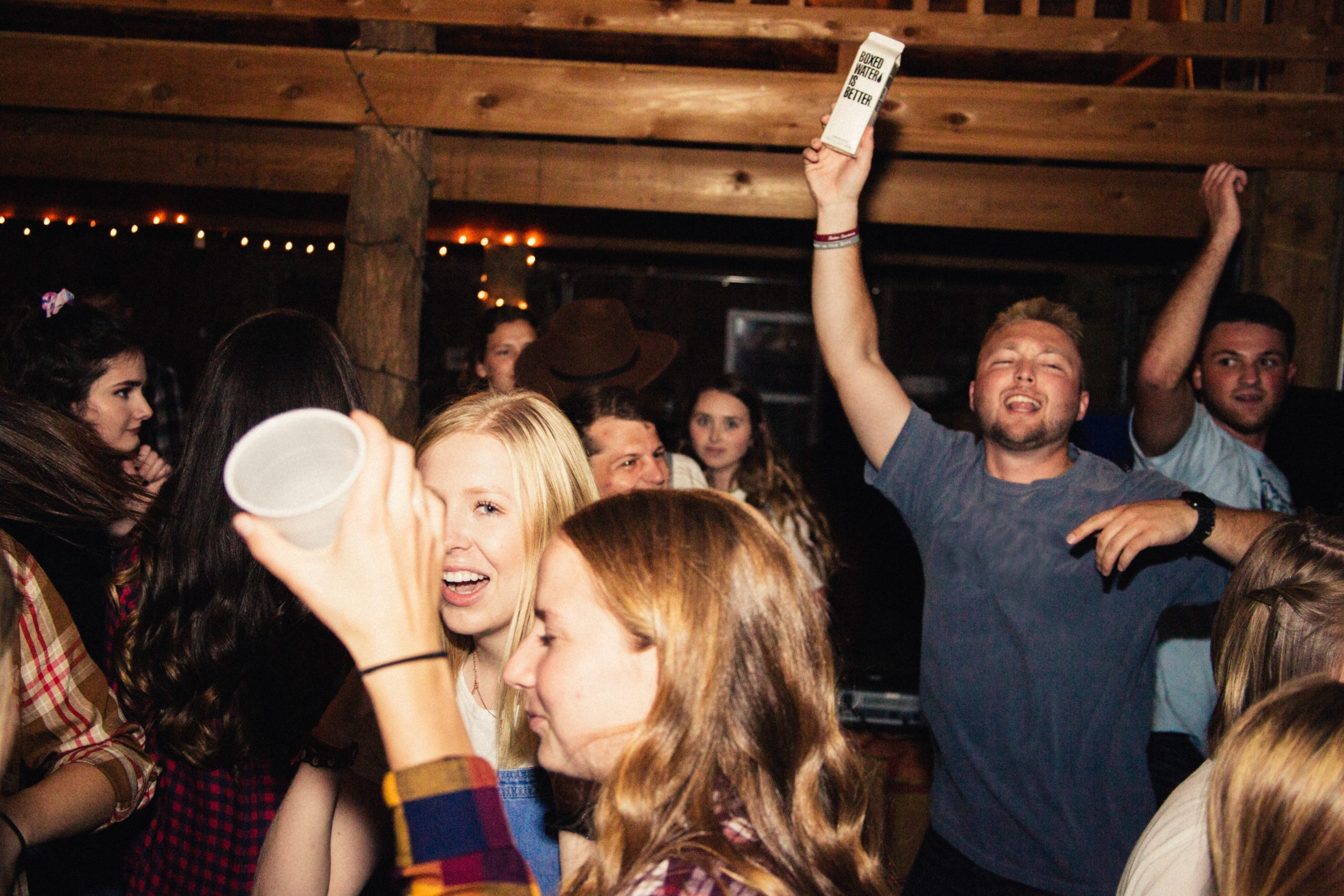 10 Things Every Fraternity House Needs - TFM