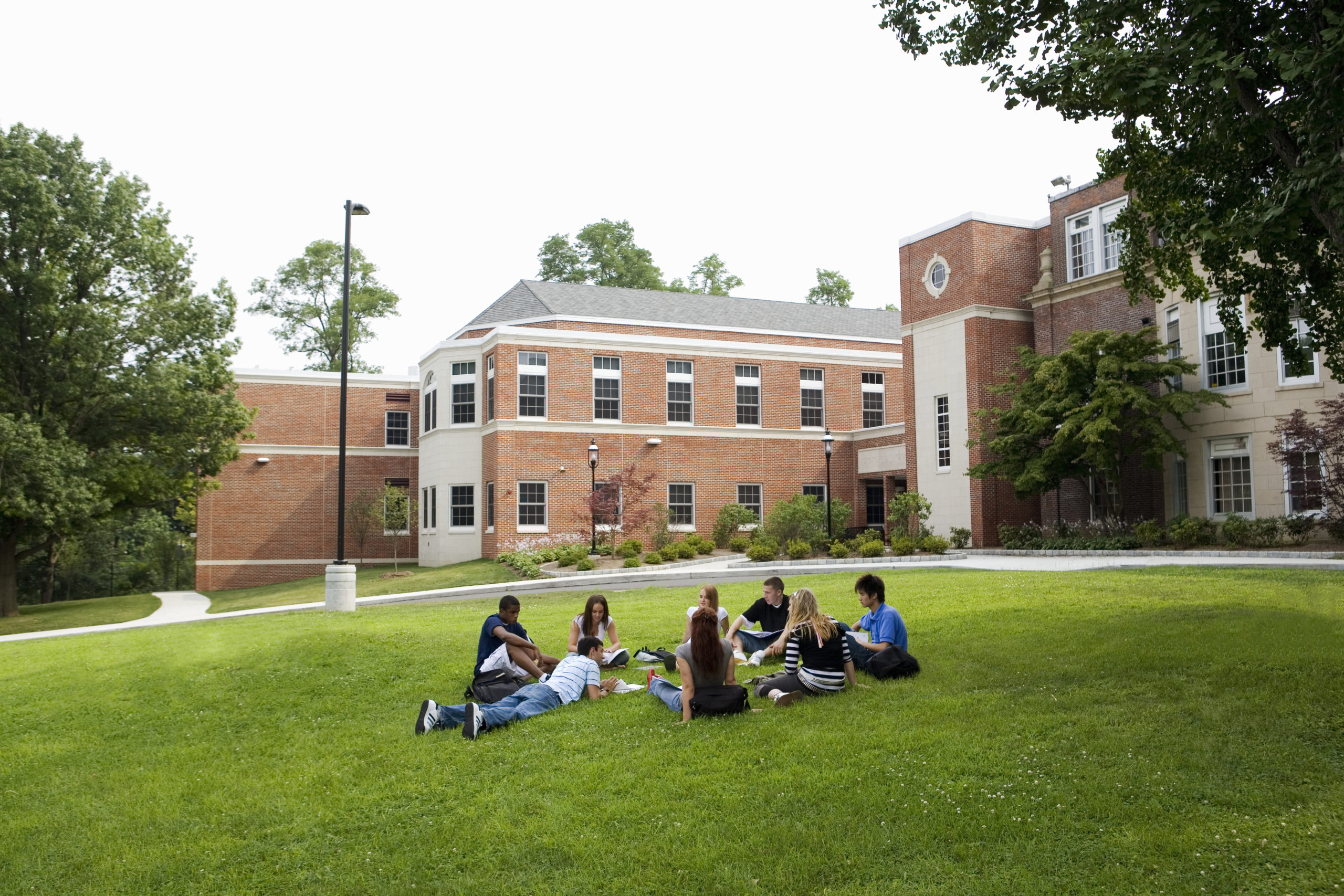 An Average Day In The Life Of A College Male - TFM